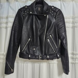 Zara TRF Outerwear | Jackets & Coats | Zara Trf Outerwear Graffiti ...